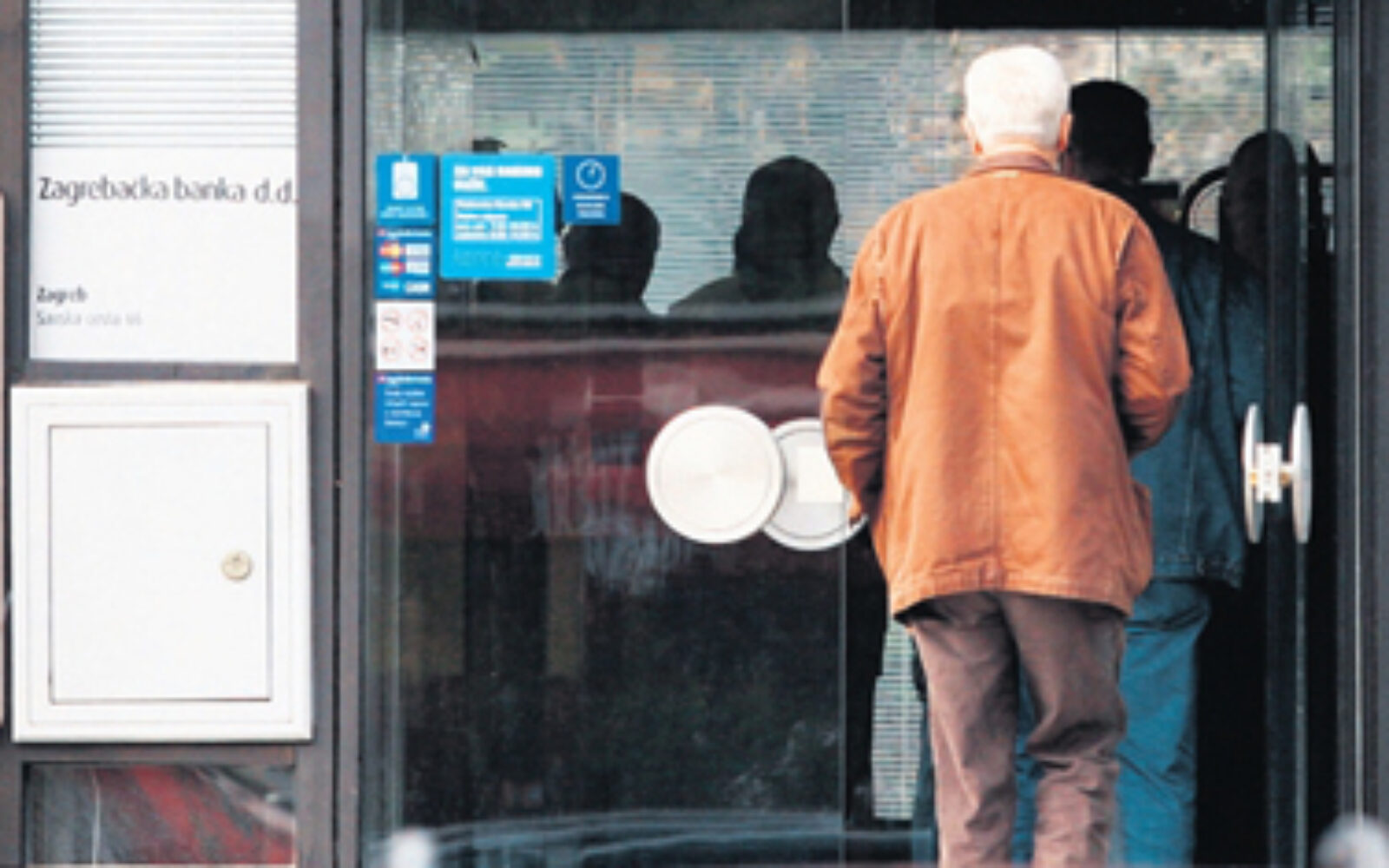 UniCredit reže broj ureda, ali Zaba neće zatvarati poslovnice ...