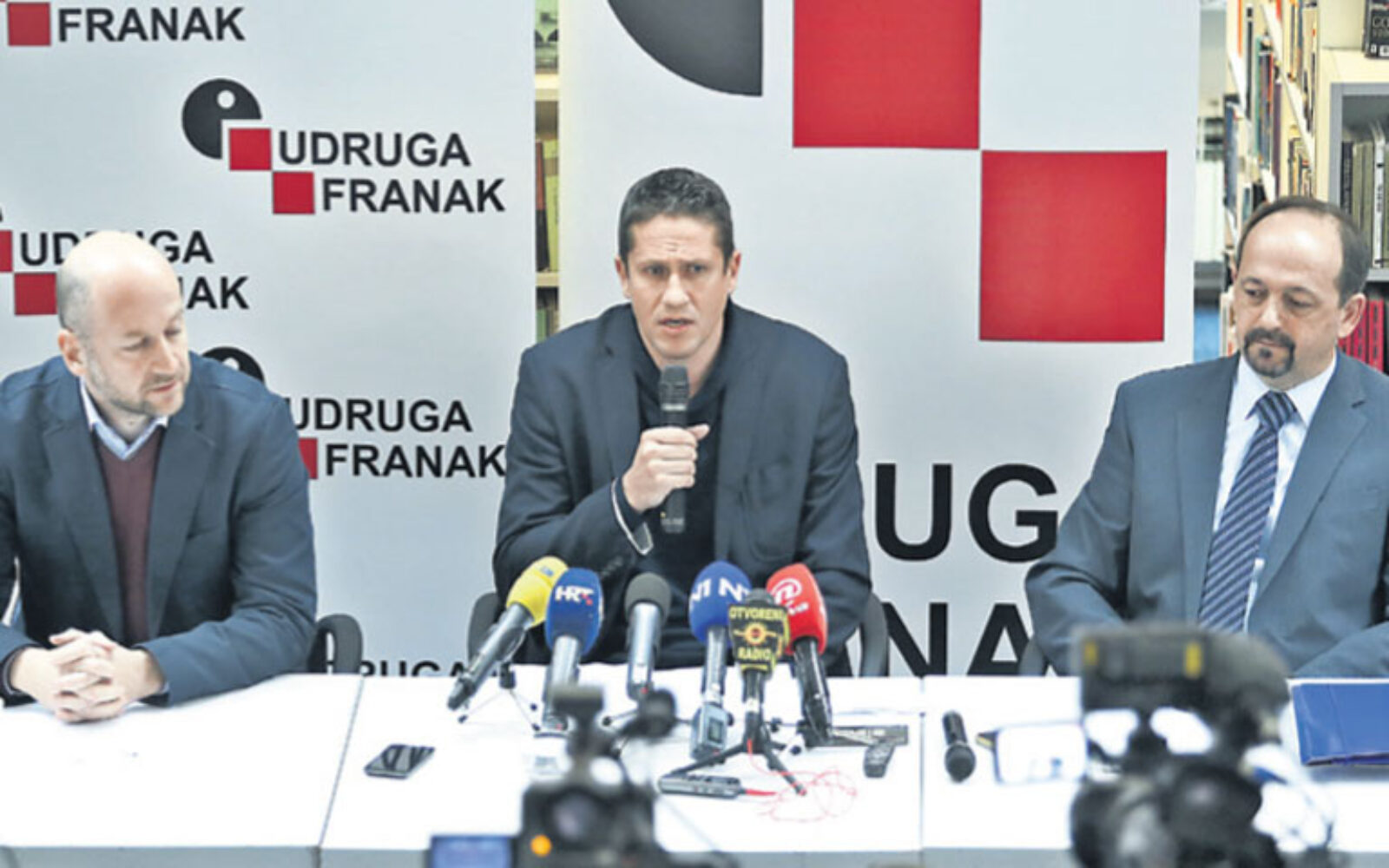 Franak najavljuje prosvjede - Poslovni dnevnik