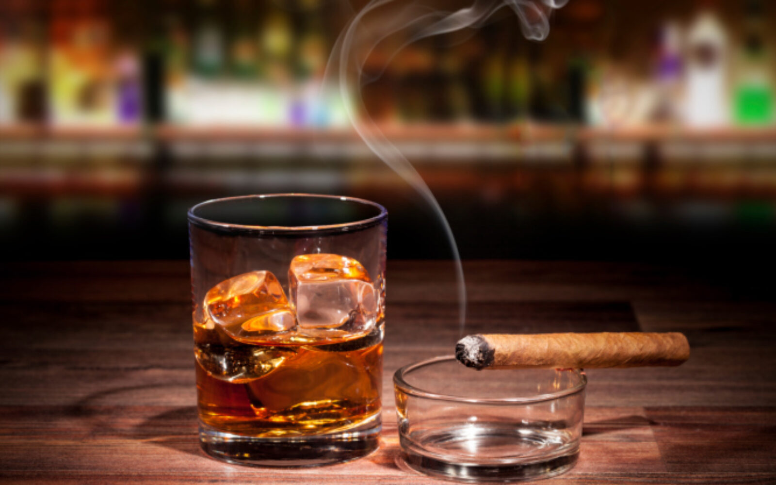 VIDEO: Koliko se ruma i kubanskih cigara može kupiti za 100$ - Poslovni ...