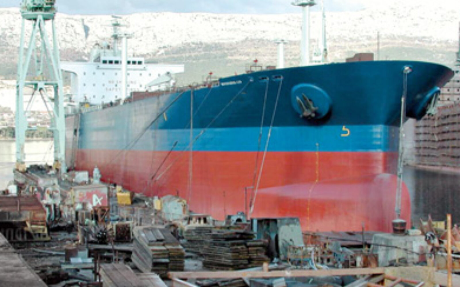 Vlada kroz Jadroplov spašava Brodosplit - Poslovni dnevnik