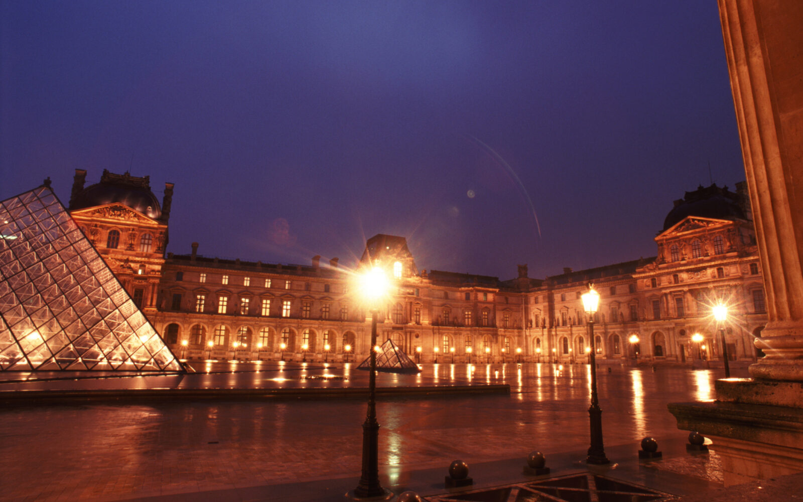 Louvre najposjećeniji svjetski muzej i u 2012. godini - Poslovni dnevnik