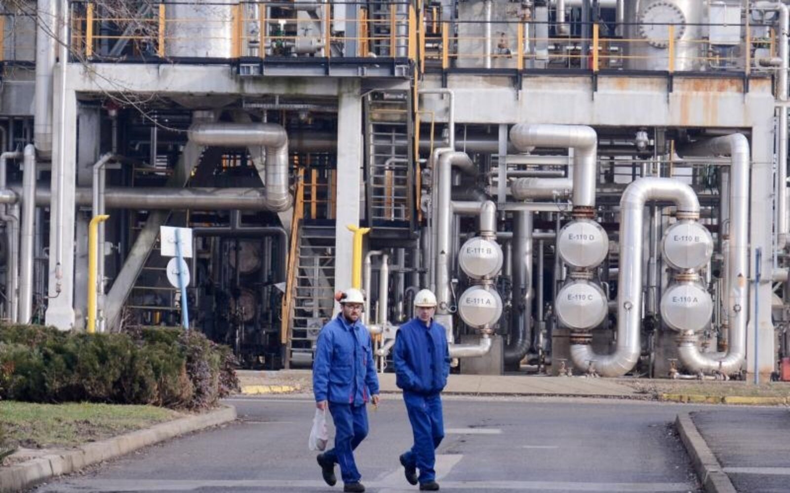 GALERIJA: Rafinerija Sisak postupno gasi postrojenja - Poslovni dnevnik