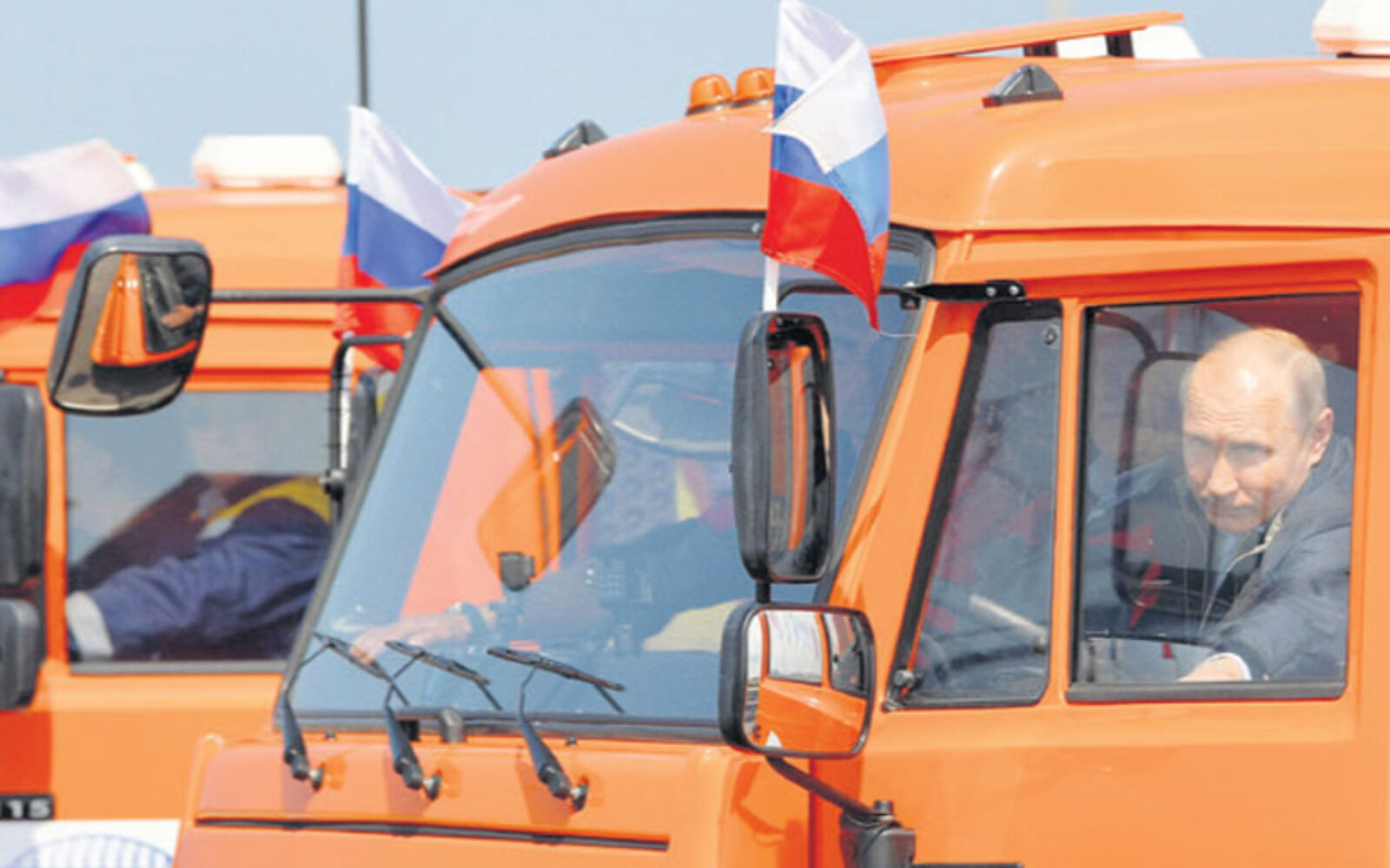 Putin u kamionu otvorio Krimski most - Poslovni dnevnik
